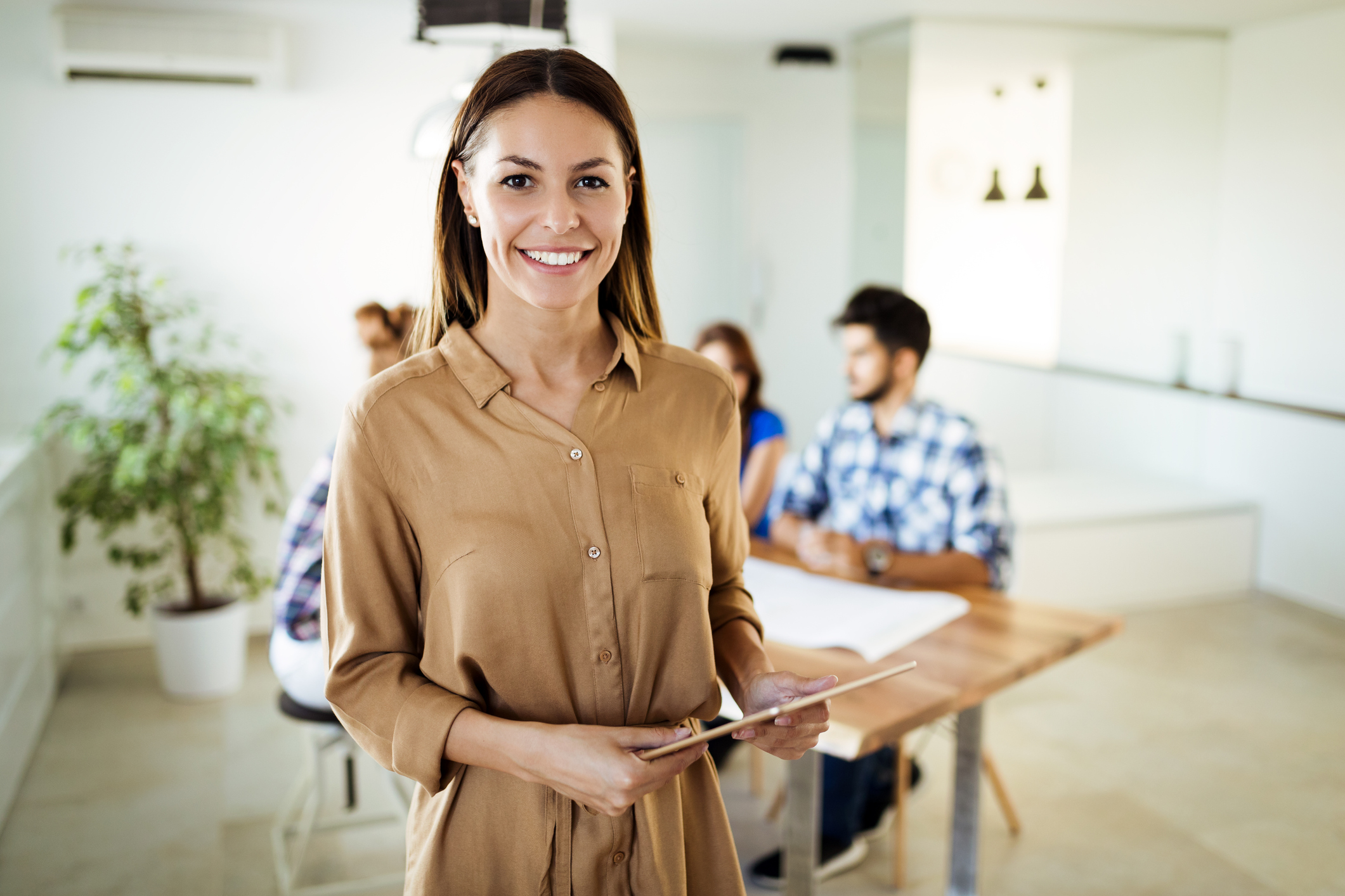 3 Ways Female Leaders Can Successfully Manage Multigenerational Teams